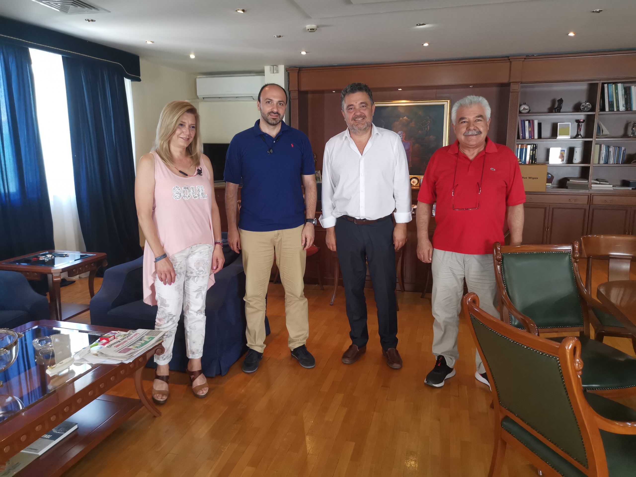 Συνάντηση του Δημάρχου Βασίλη Θώδα με εκπροσώπους της ΔΟΕ - Τι ...