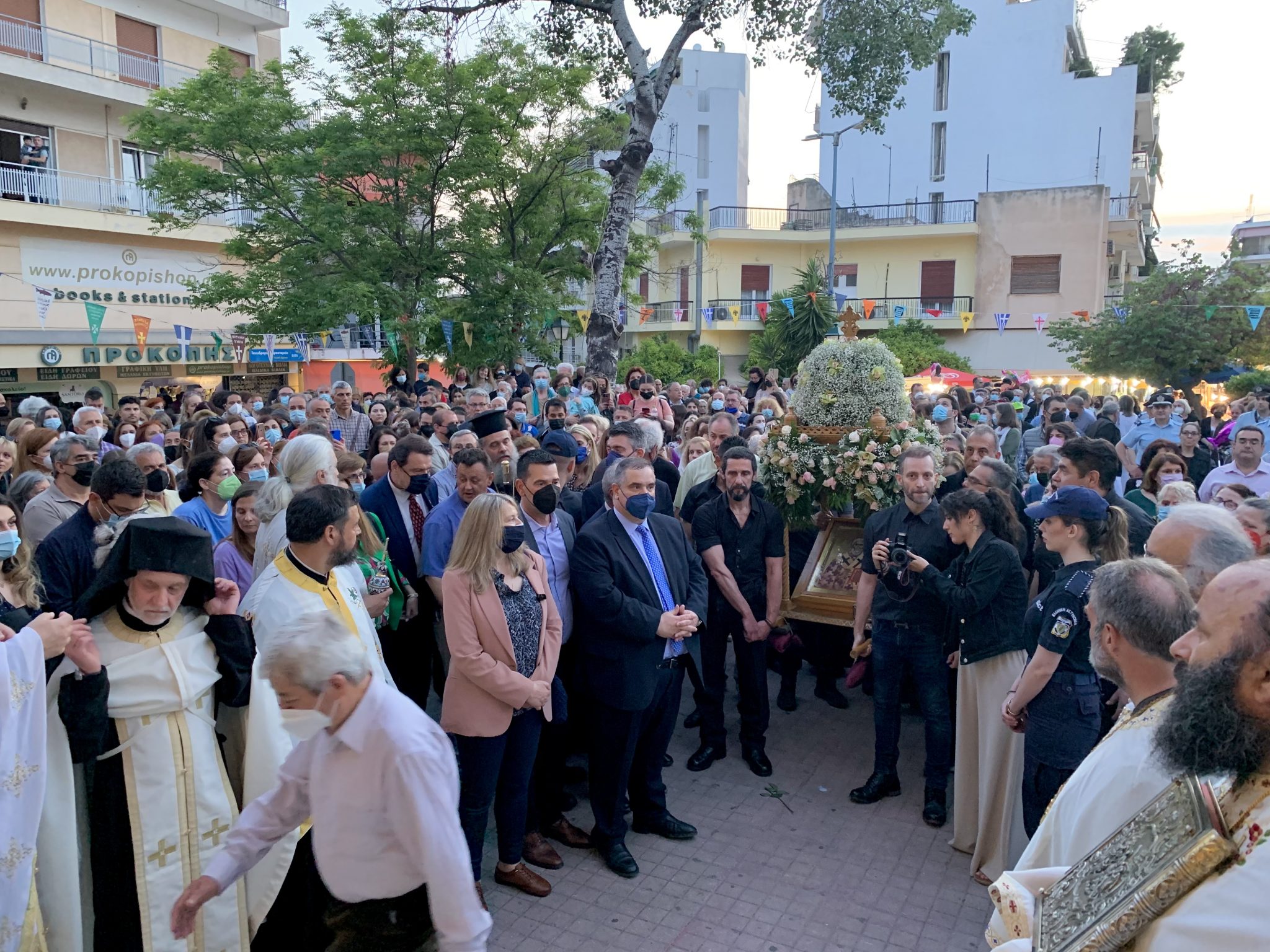 Με λαμπρότητα οι εορταστικές εκδηλώσεις για τον 'Αγιο Θεράποντα - Δήμος ...