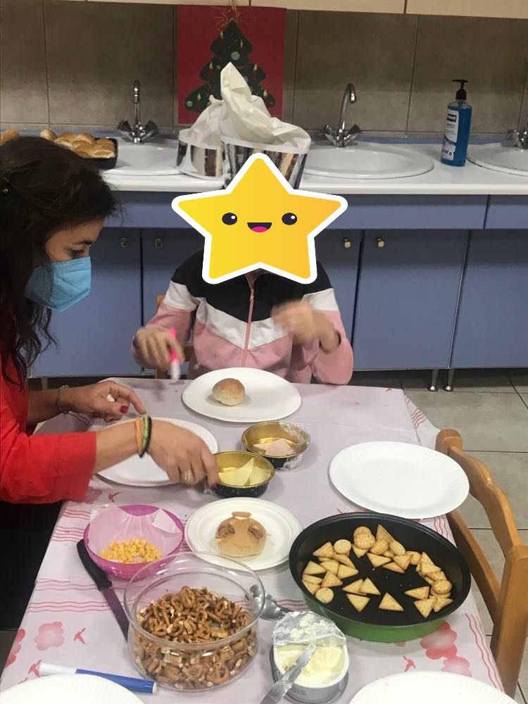 Χριστουγεννιάτικες κατασκευές και παιδικά χαμόγελα στην γιορτή των ΚΔΑΠ ...