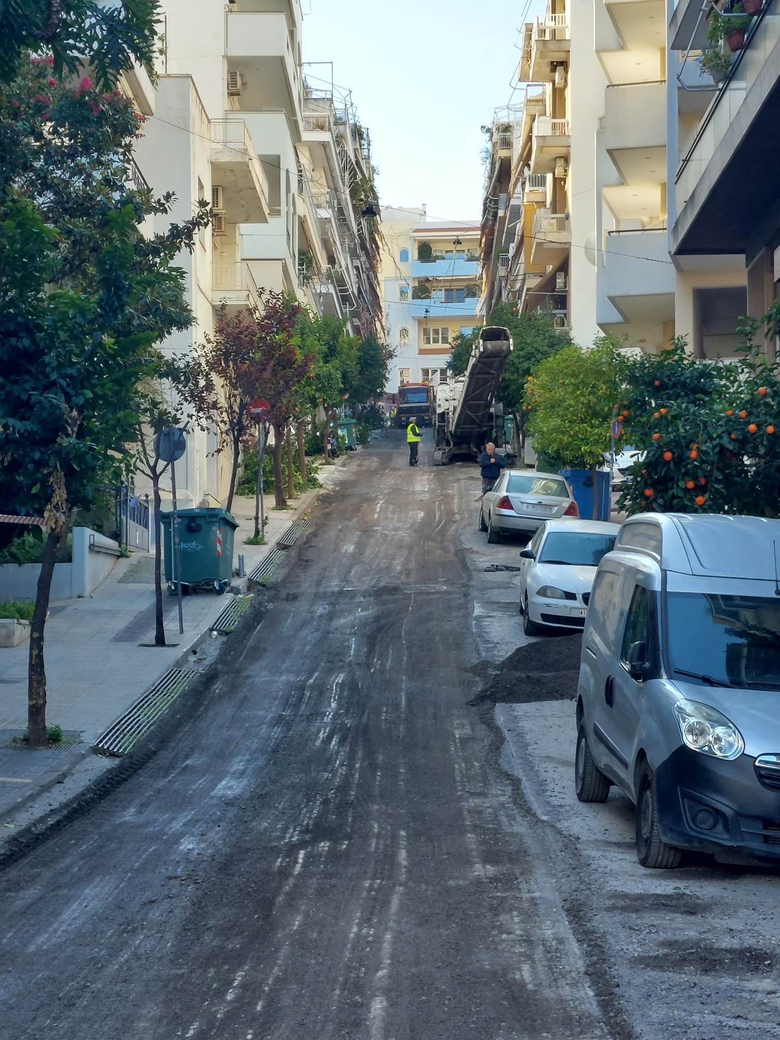 Συνεχίζονται τα έργα ασφαλτόστρωσης στον Δήμο Ζωγράφου - Δήμος Ζωγράφου