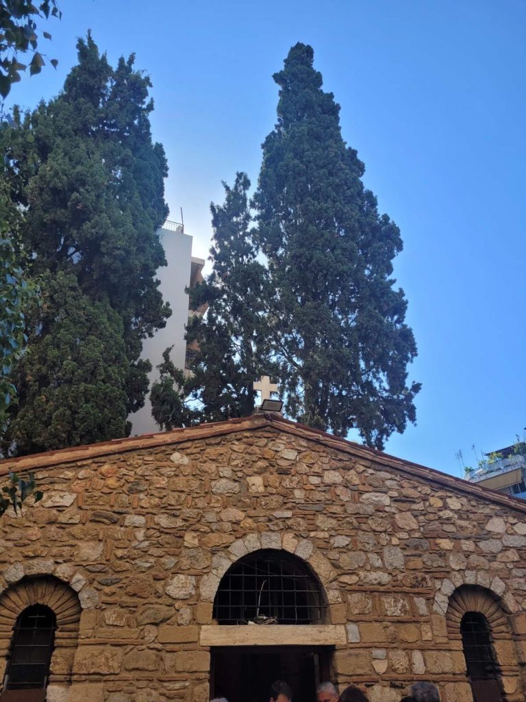 Ο εορτασμός του Αγίου Πνεύματος στο Ιερό Παρεκκλήσιο της Αγίας Τριάδος ...